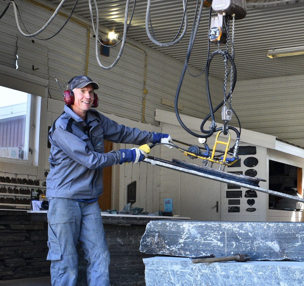 Discover the Slate Quarry of Alta - Visit Alta - English